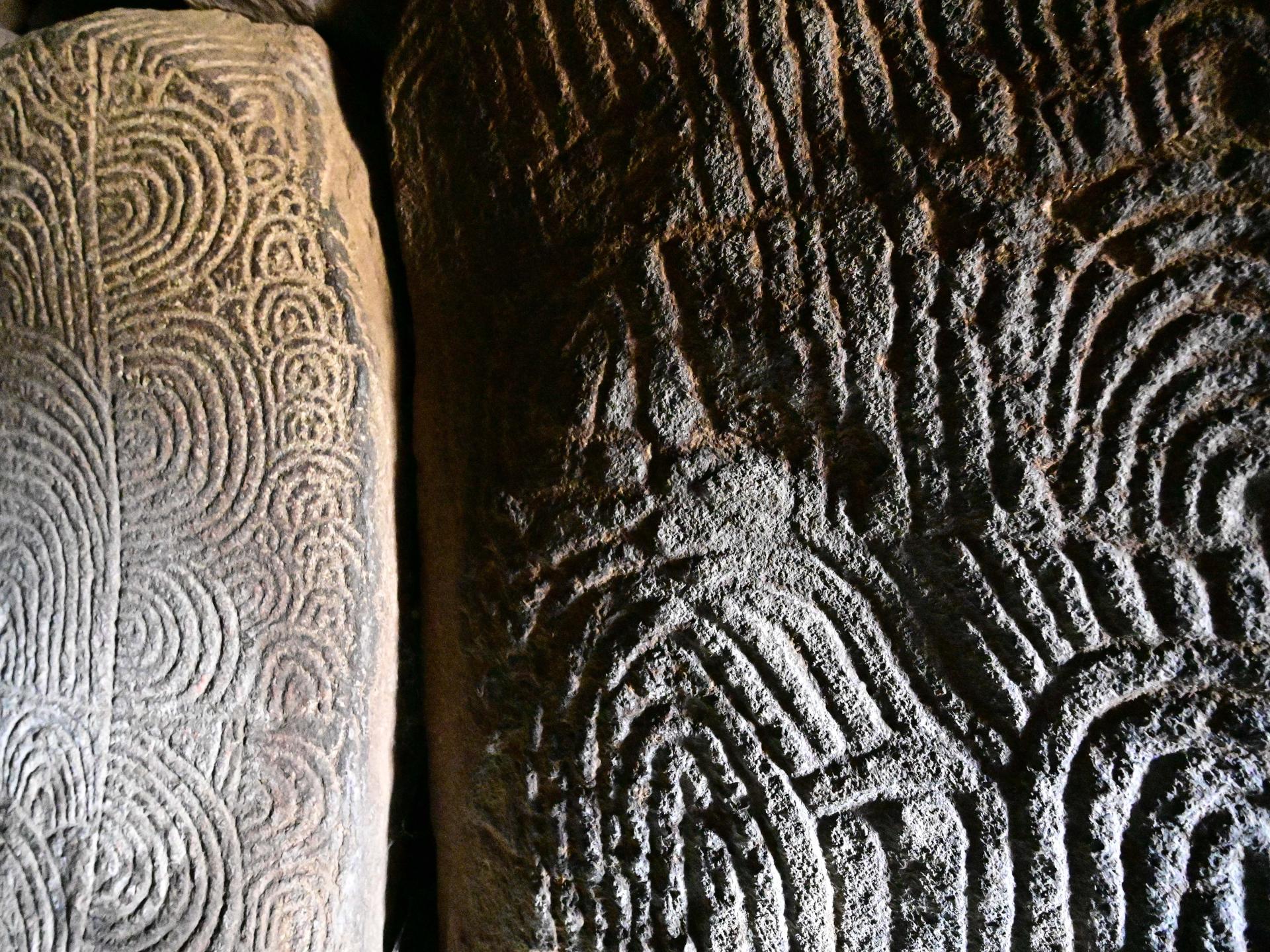 Le cairn de Gavrinis, un lieu exceptionnel sur une île mystérieuse ...