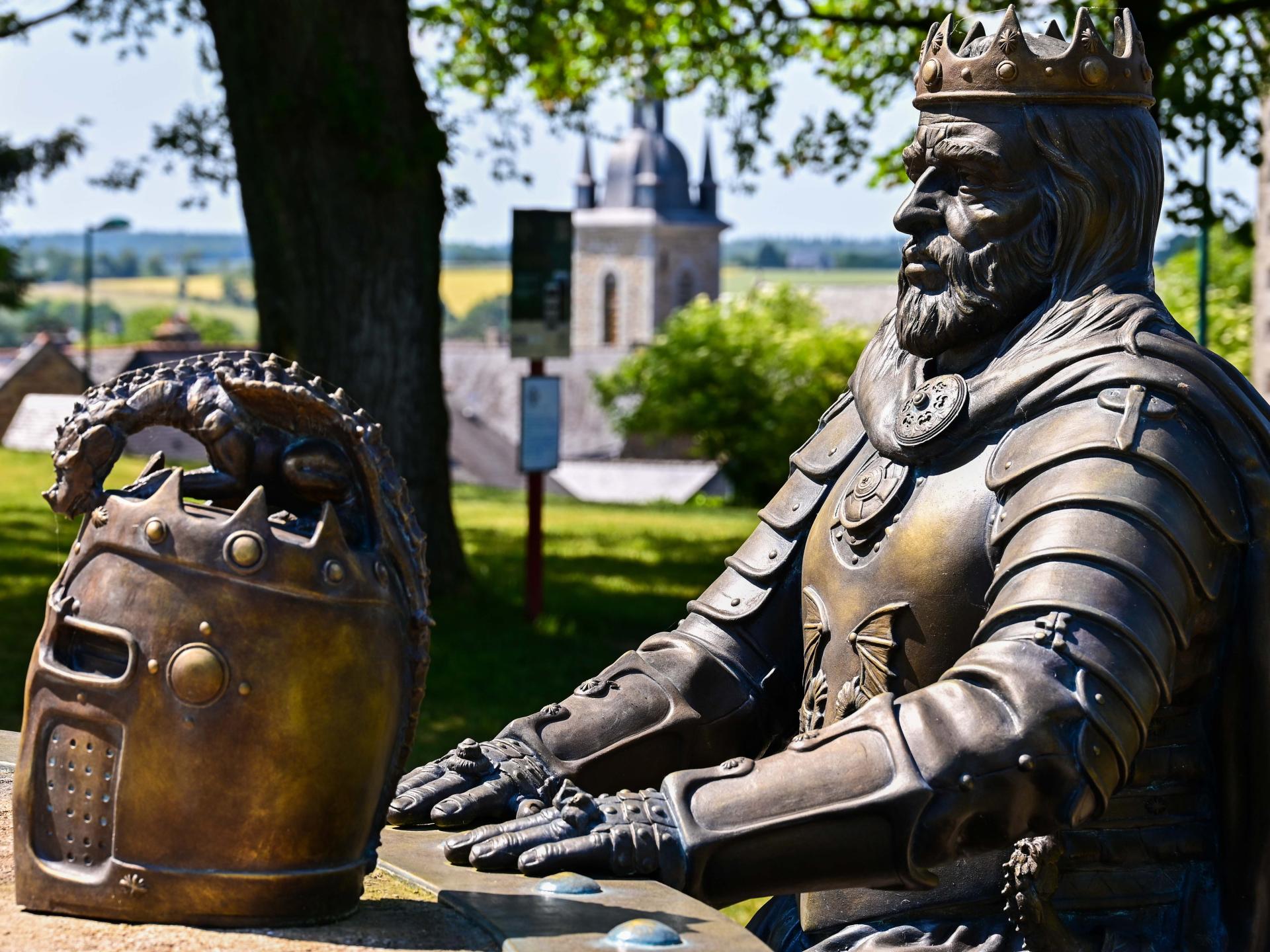 La forêt de Brocéliande : histoire, randonnée, activités | Tourisme ...