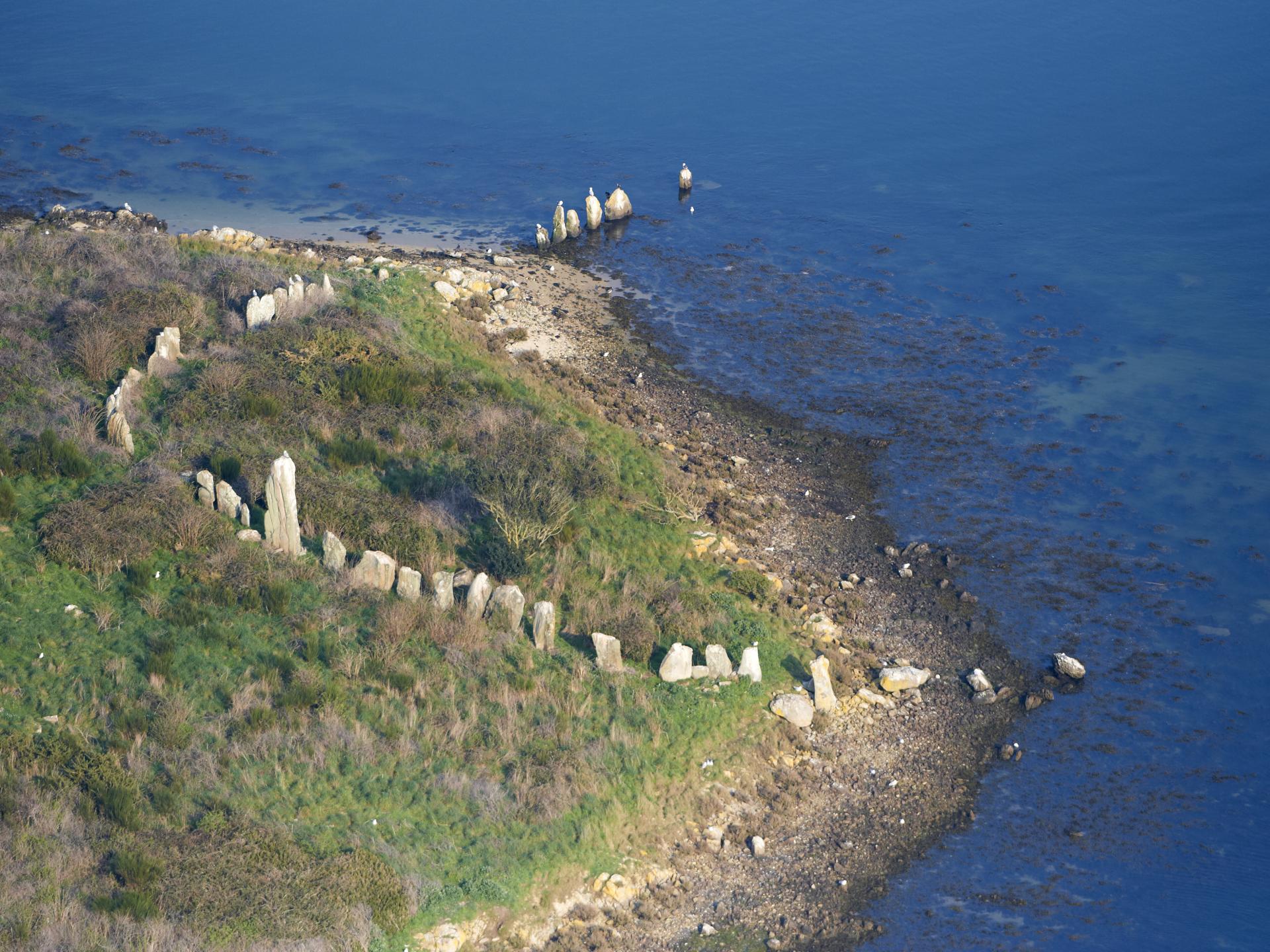 Le cairn de Gavrinis, un lieu exceptionnel sur une île mystérieuse ...